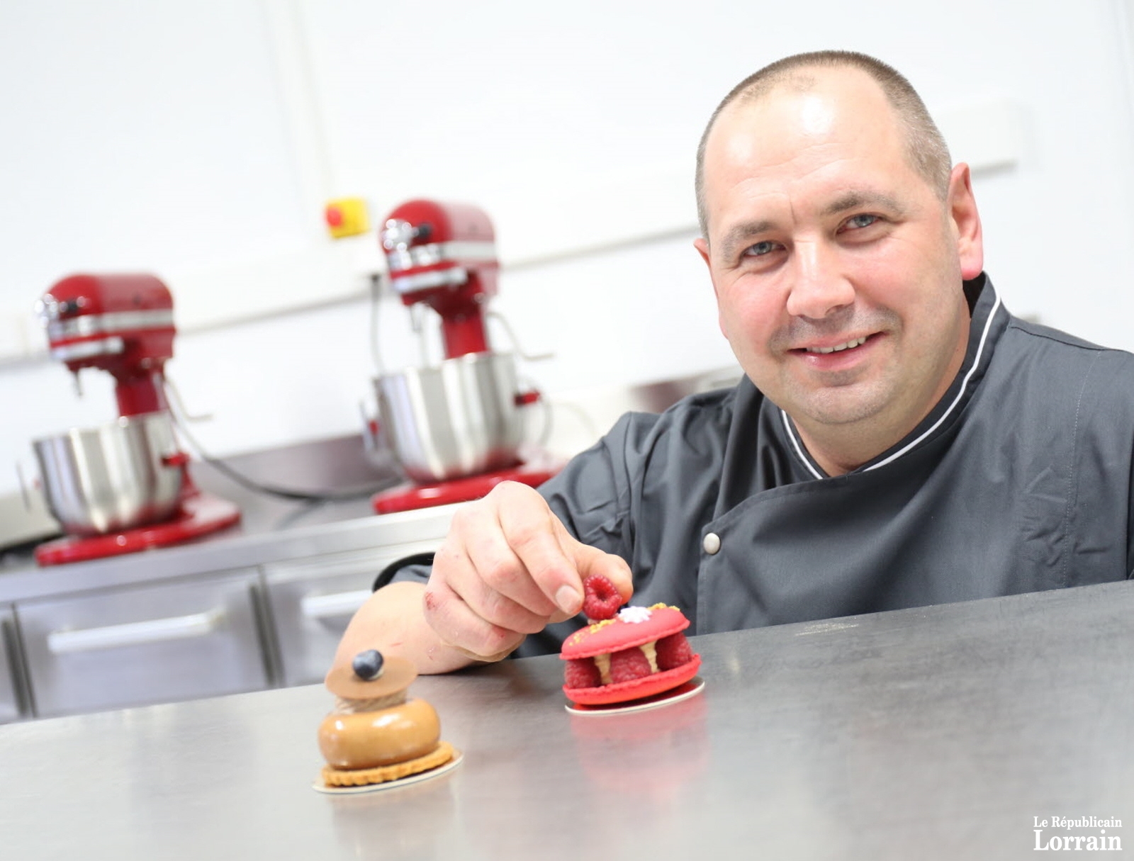 Sorties / Exposition : Cours à la Pâtisserie Christophe - Radio Mélodie